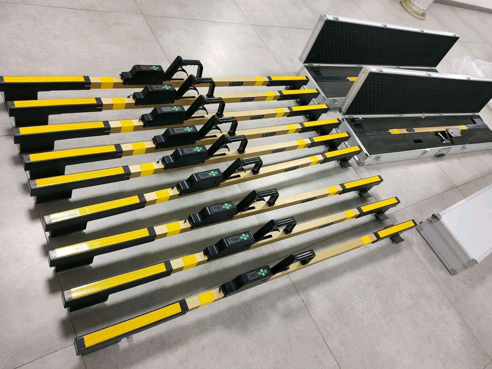 Digital Track Switch Gauge and Cant Measuring Device-Wuhan Linkage ...