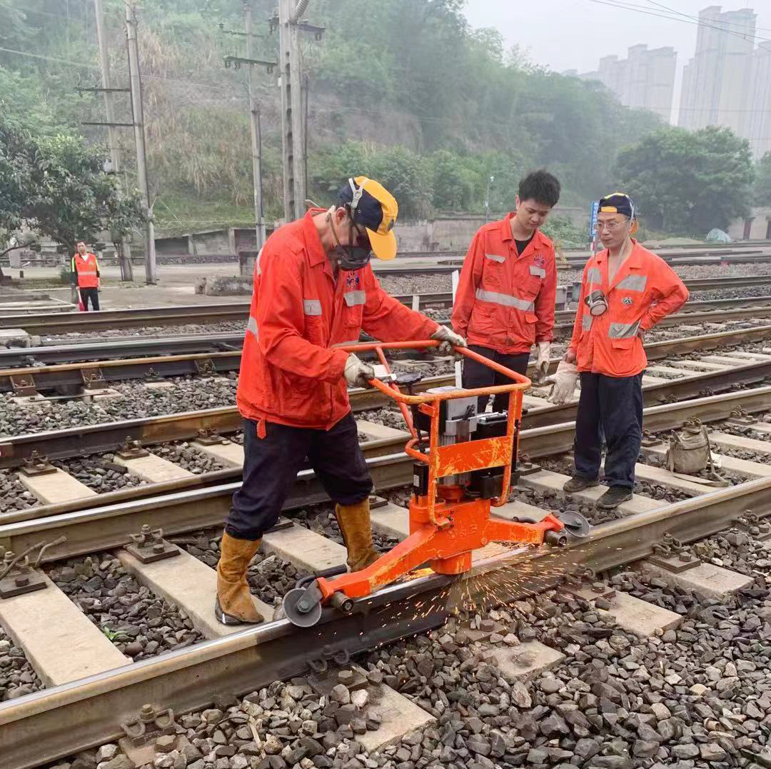 Li-Battery Electric Railway Grinding Machine/ Rail Grinder-Wuhan Linkage Track Equipment Co,Ltd